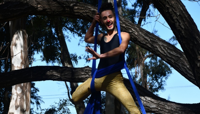 Chamula brindará un taller de acrobacias en tela - Olavarría Hoy